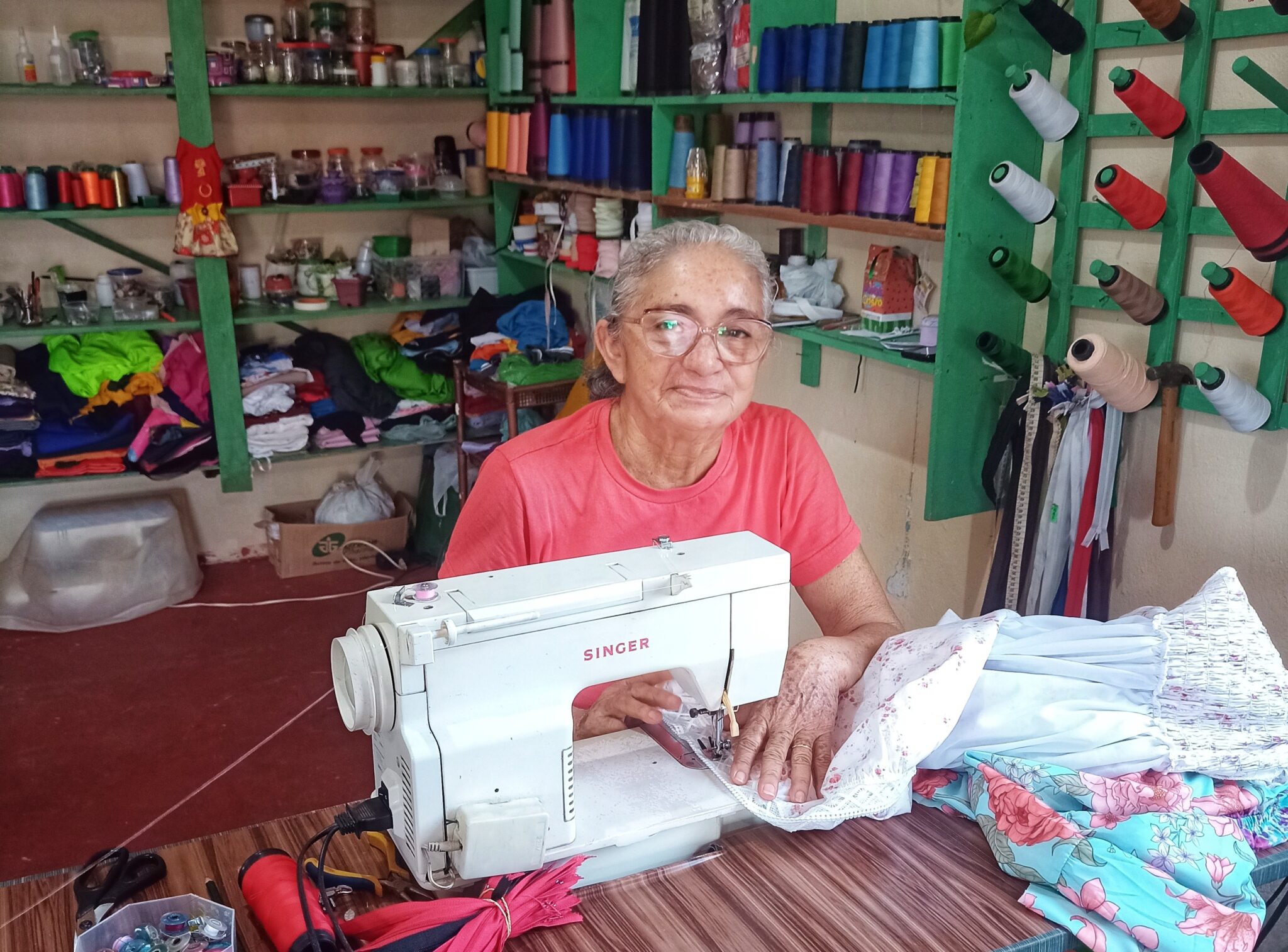Conheça a história de dois artesões Autazenses que produzem arte por ...